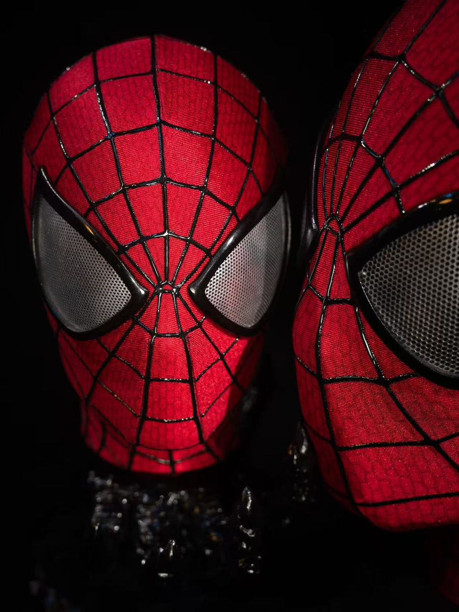 Raised Web V2 Mask Mini Version (Display only) – joyydesign